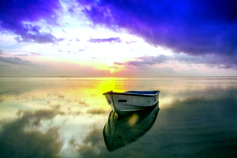 Image Recoloring Based on Object Color Distributions